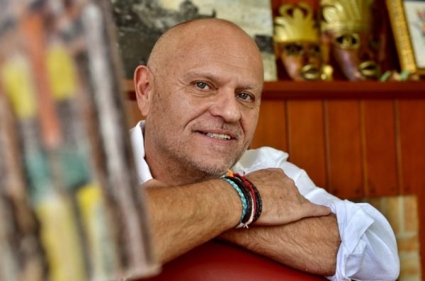 Biography | Stefan Petridis